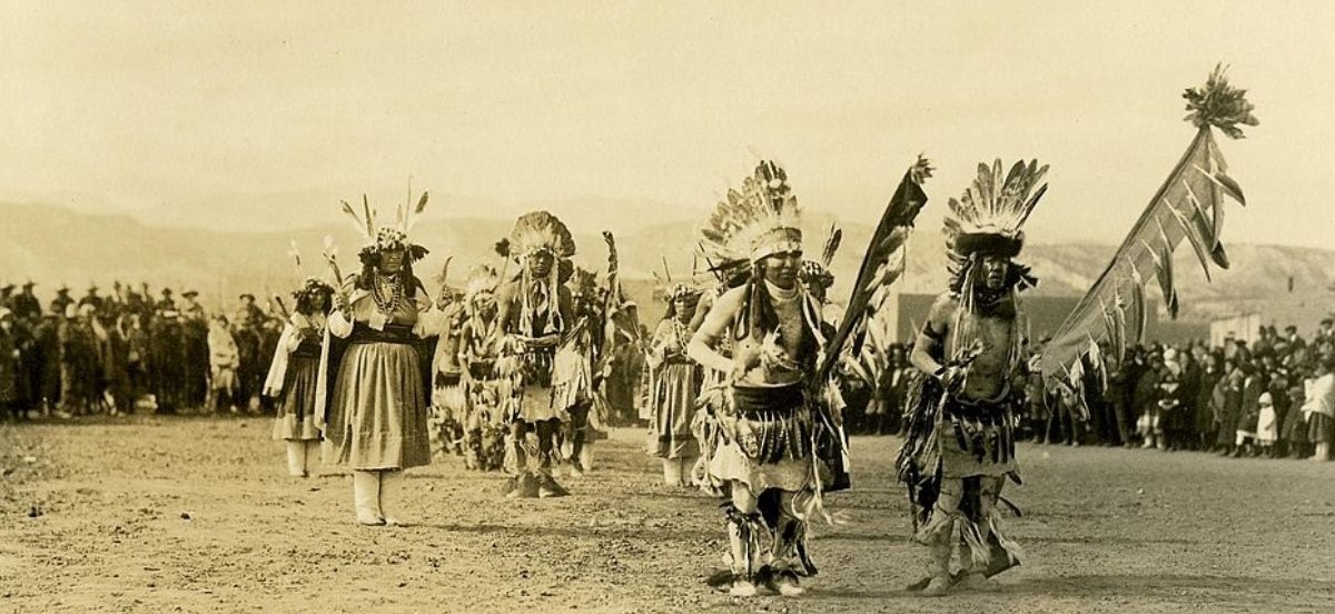 Mounted Defenders: The History of the Comanche Nation